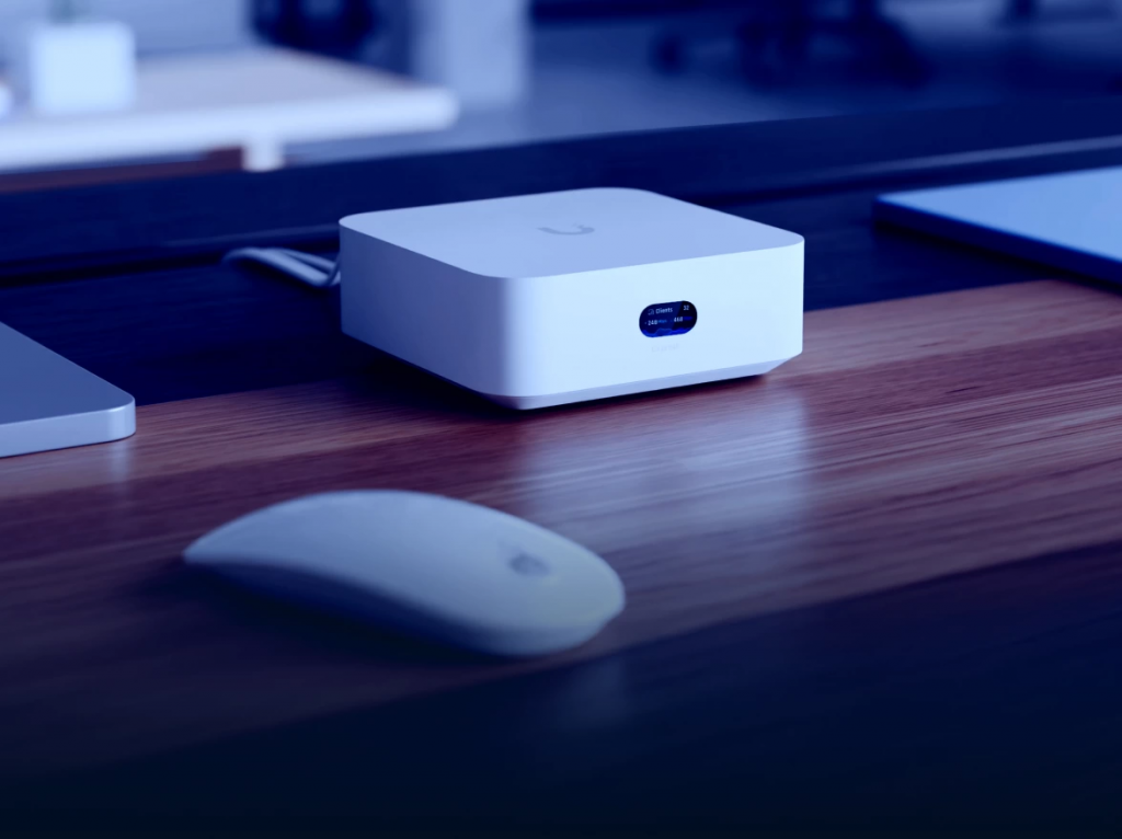 Ubiquiti UniFi Express (UX) | Kompakt WiFi 6 Router ve Mesh Sistemi