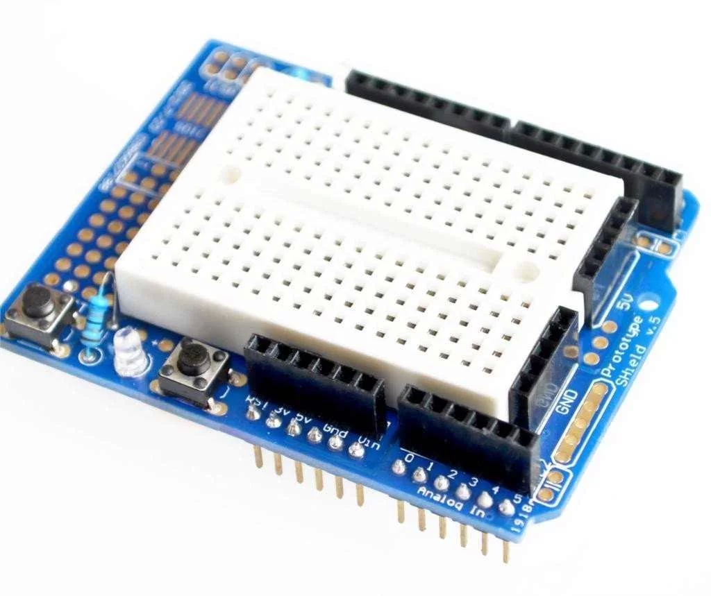 Arduino Uno Proto Shield