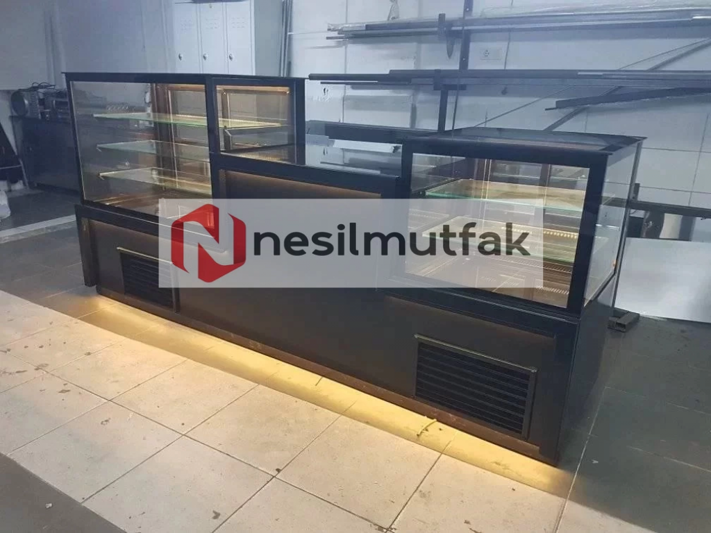 Pasta Tatlı Teşhir Dolabı Black Model