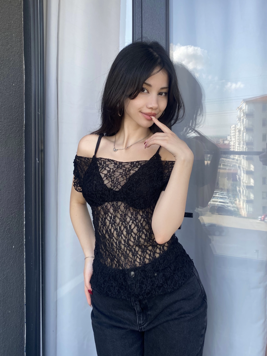 Siyah Asimetrik Dantel Detay Bluz | Meka Butik