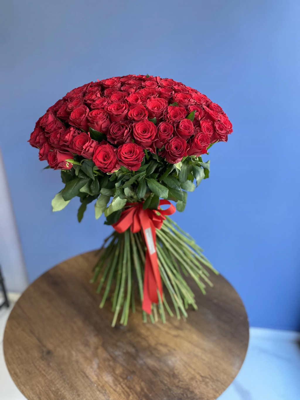 Bouquet of 101 Red Roses Fiyatı - Leaf Flower