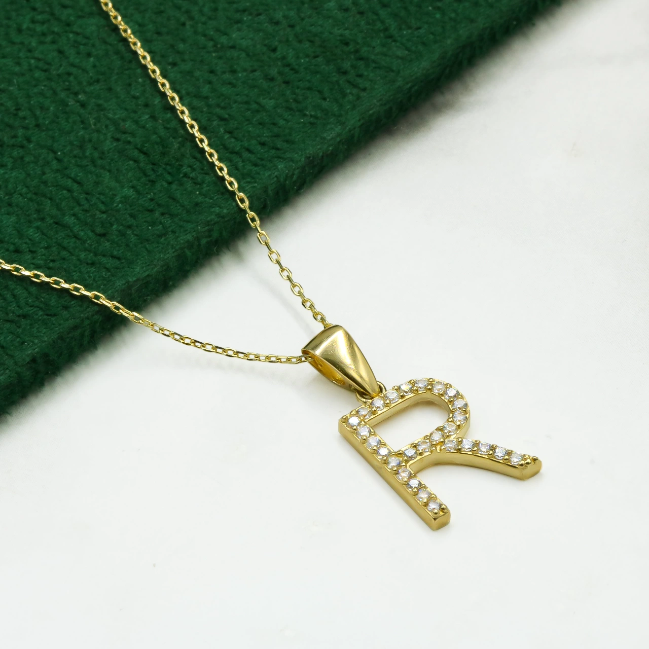 R Harfi 14 Ayar Altın Kolye Ucu