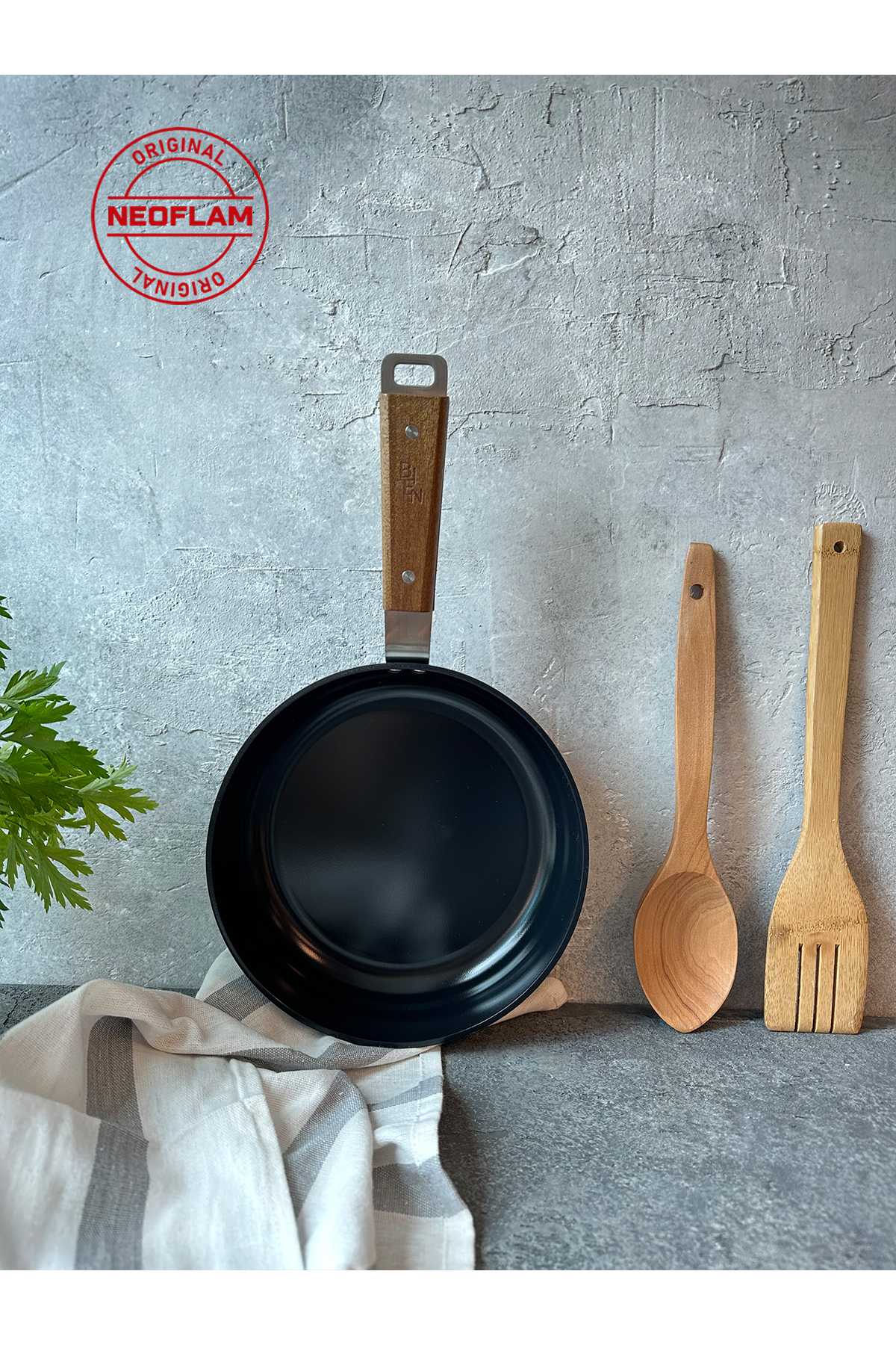 Neoflam Bien Siyah Wok Tava 20 cm.-burcubilluriye.com