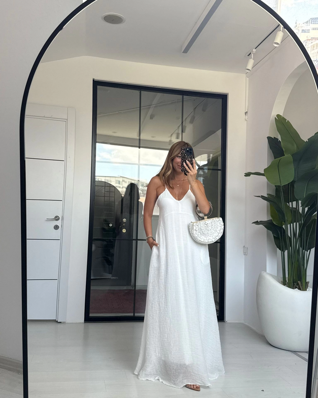 BEYAZ ASKILI ELBİSE