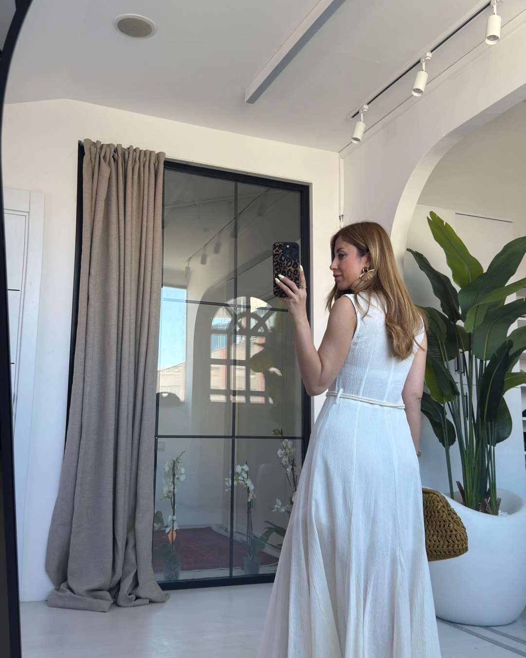 BEYAZ İP KEMER SIFIR KOL ELBİSE