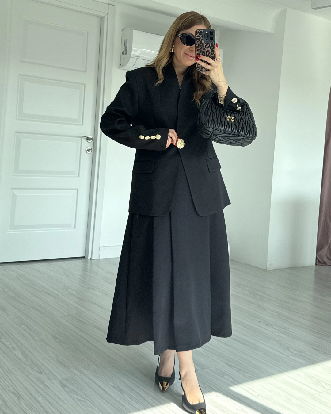 Siyah Gold Düğmeli Tasarım Ceket