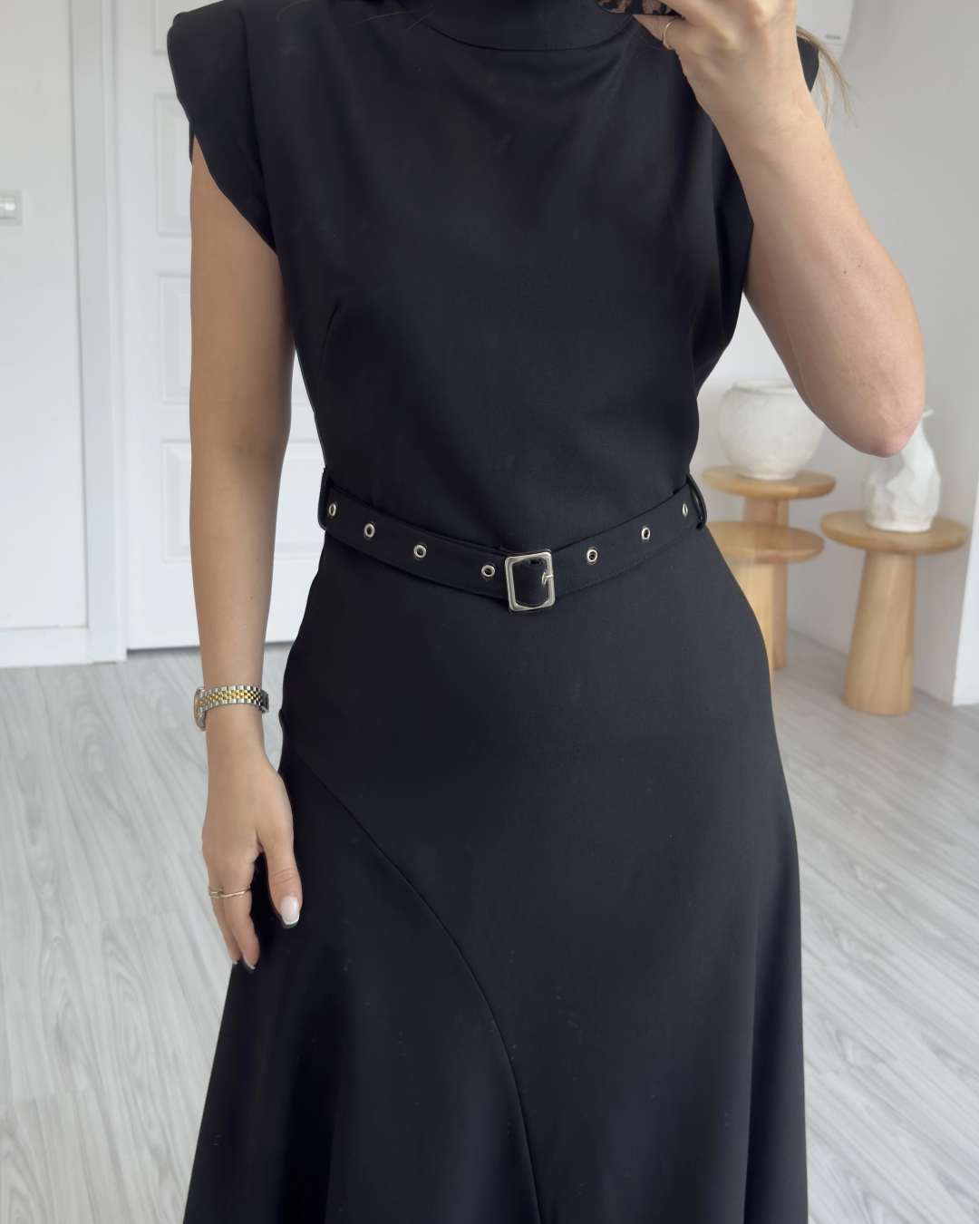 Siyah Verev Vatkalı Elbise