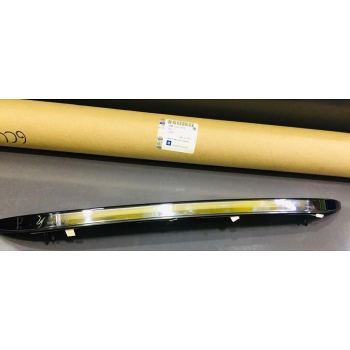 GM Opel Insignia B 3. Stop Lambası 39121284