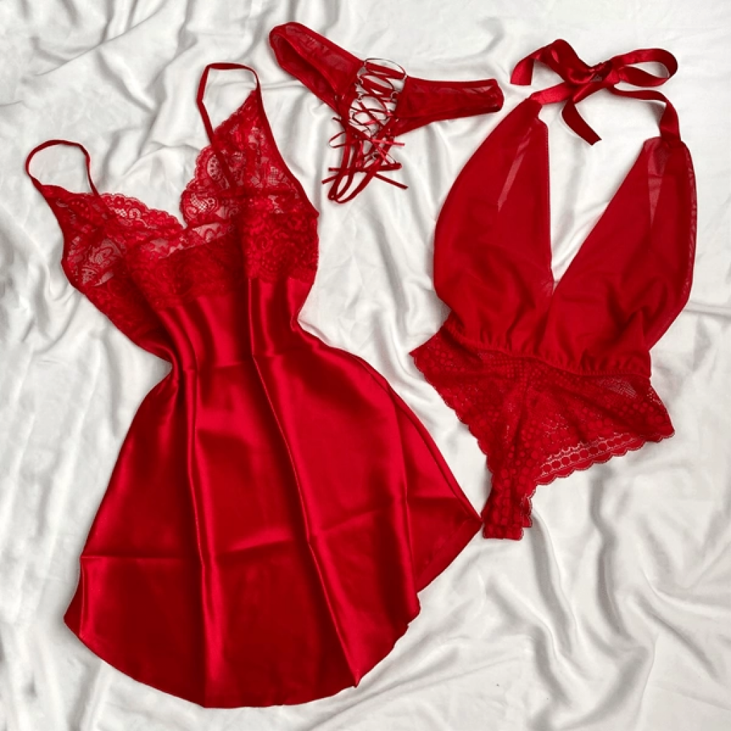 Dantelli Saten Gecelik & Göğüs Dekolteli Boyundan Bağlamalı Bodysuit ...