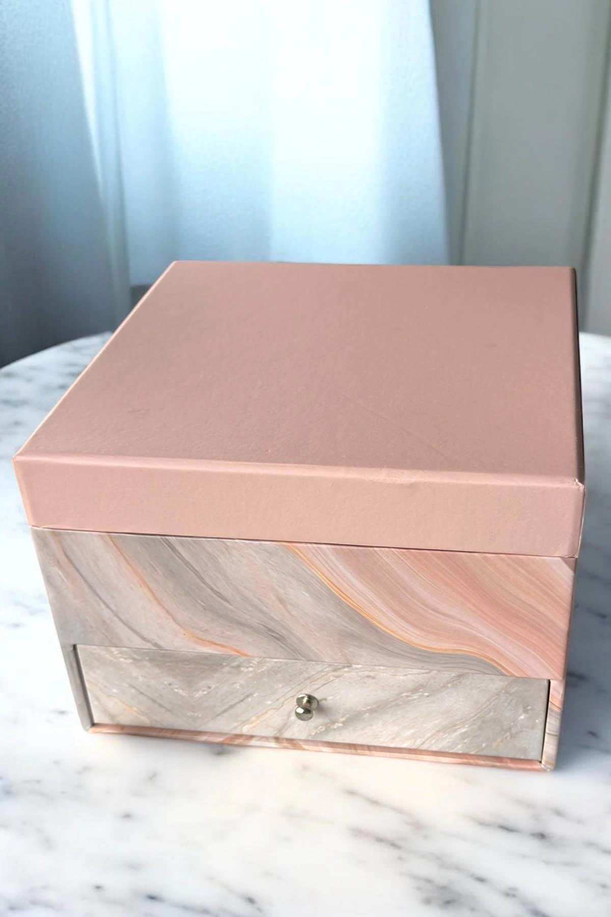 Pembe Renk Ayna Detaylı Bölmeli Çekmeceli Takı Organizeri