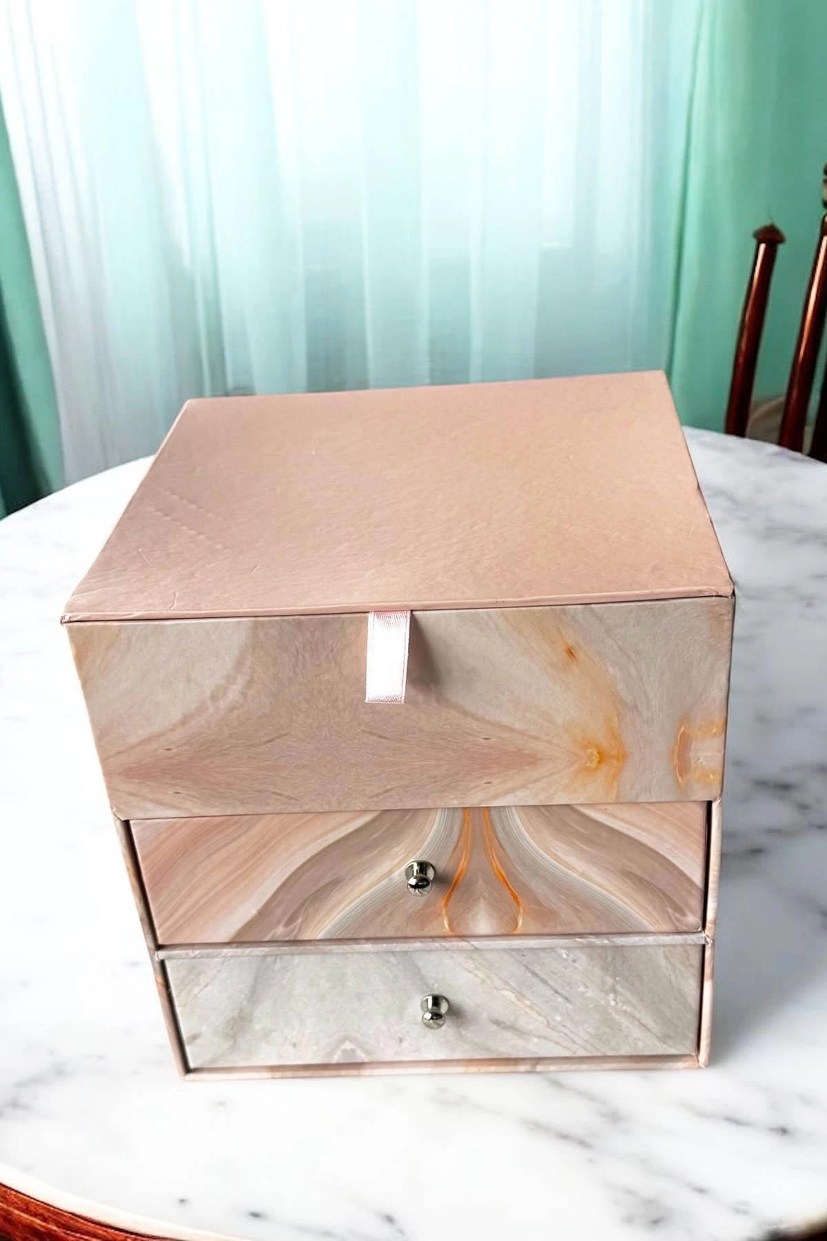 Pembe Renk Ayna Ve Çekmece Detaylı Takı Organizeri