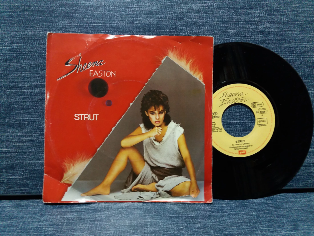 SHEENA EASTON STRUT