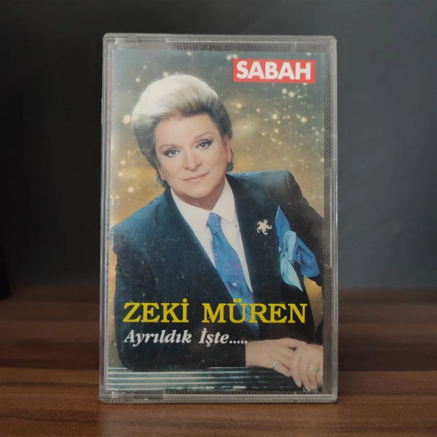 Ayrıldık İşte - Zeki Müren (Kaset)