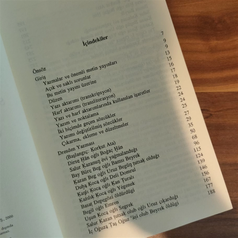 Dede Korkut Oğuznameleri - Semih Tezcan - Hendrik Boeschoten