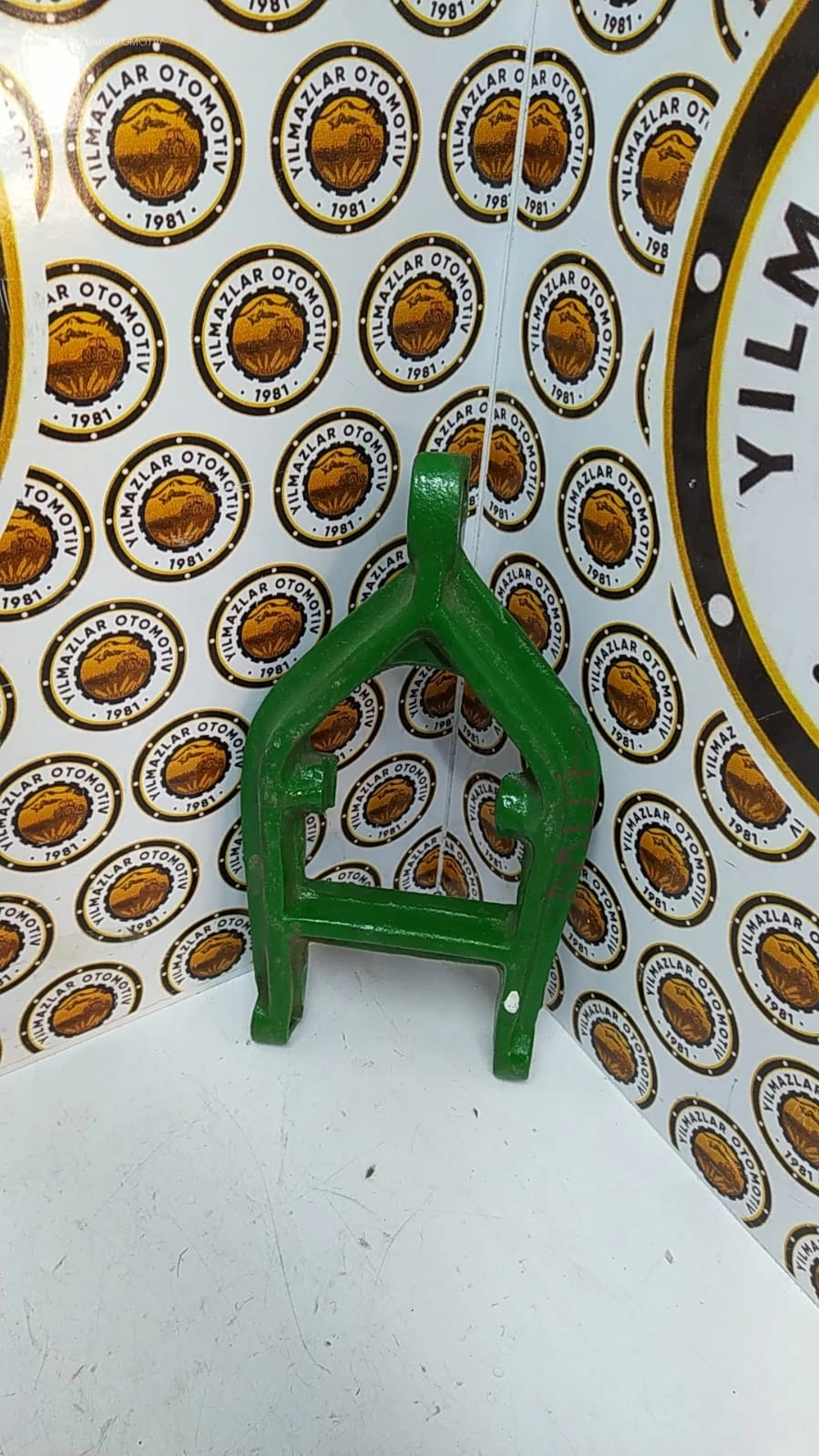 BEŞ KASNAK LEVYE ÇATALI KISA 630-955