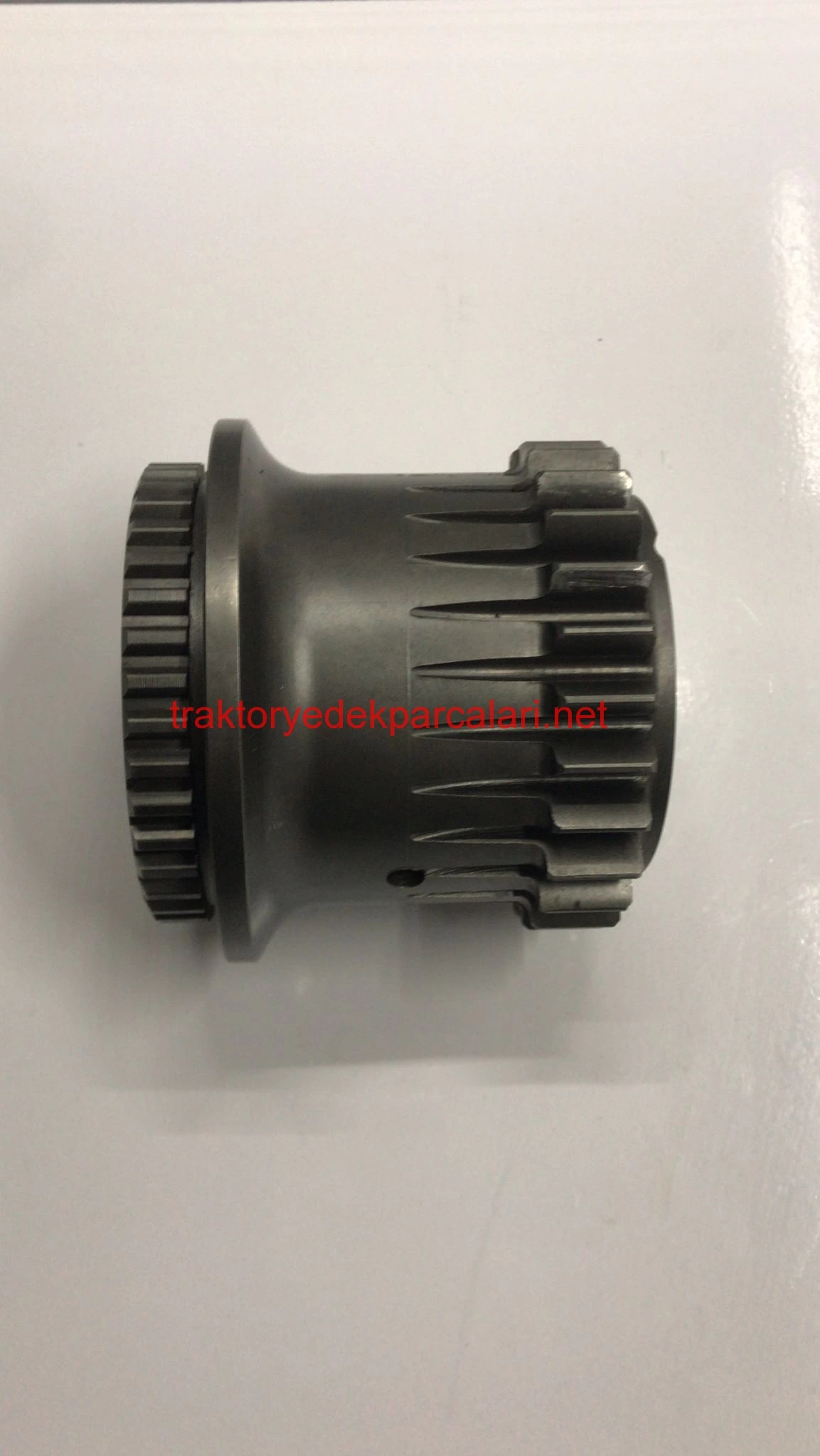 GERİ VİTES DİŞLİSİ TD65-TD75-TD85D NEWHOLLAND