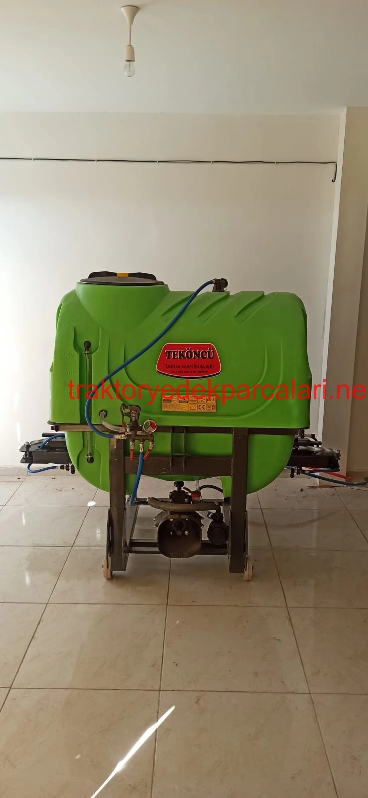 HOLDER İLAÇLAMA MAKİNESİ 800 LT