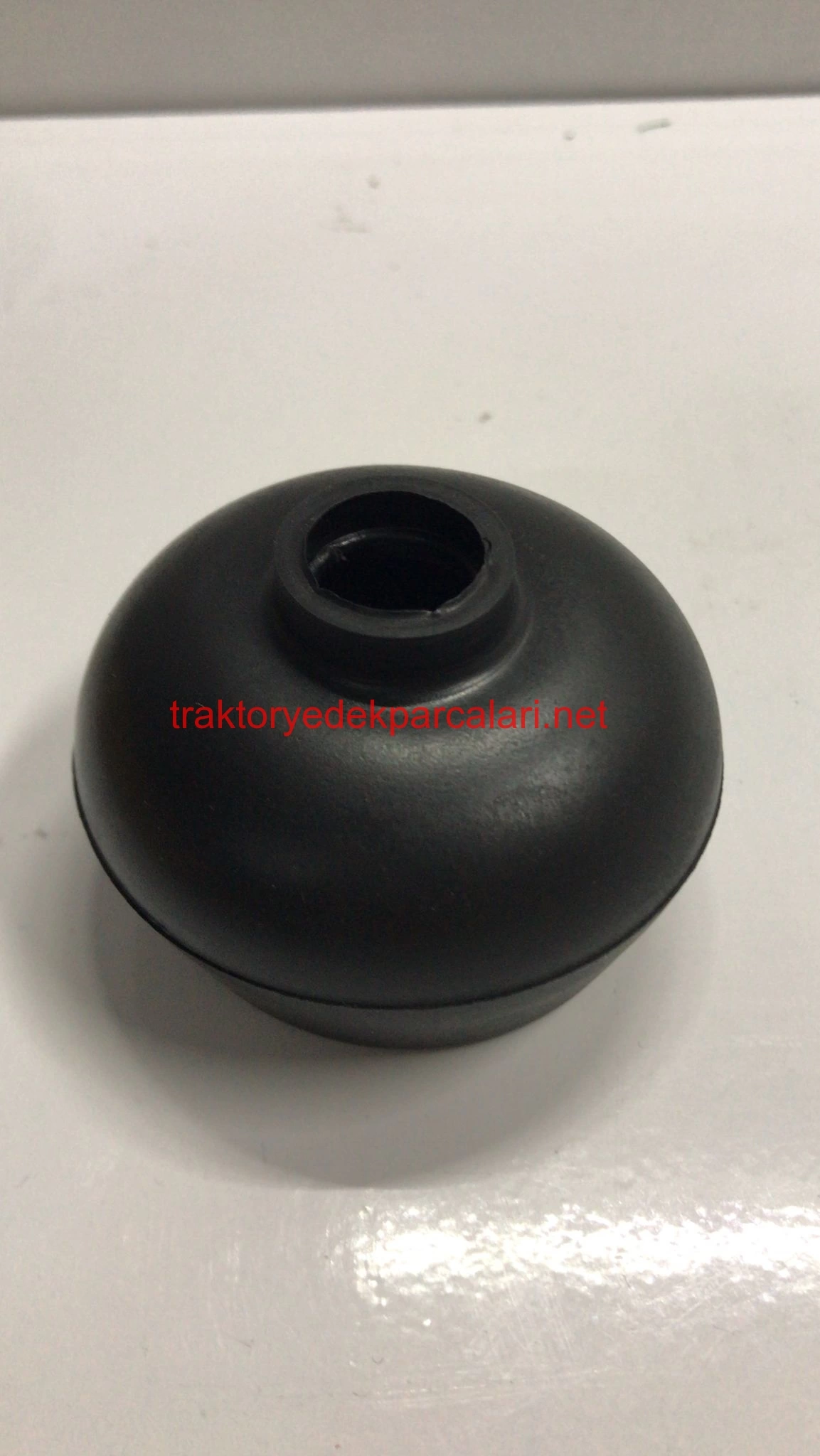 VİTES KOLU TOZ LASTİK 135-165 MASSEY FERGUSON